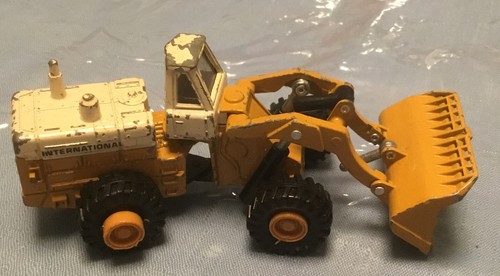 Vintage ERTL International Payloader 560 Diecast Mini Wheel Front ...