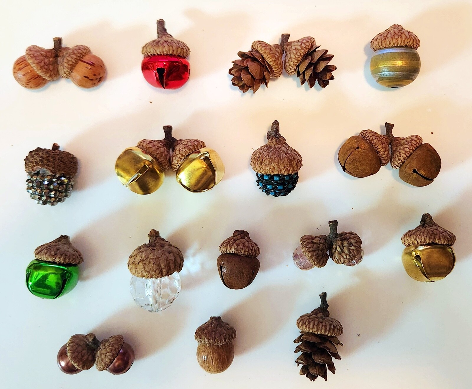 16 MINIATURE ACORN JINGLE BELLS BEADS PINECONE RUSTIC TREE ORNAMENTS ...