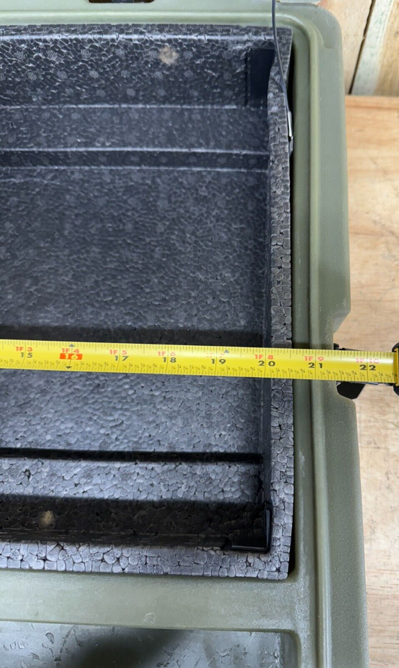 PSI Case 23X21.5X7" Green Military Waterproof Storage Container Hardigg ...