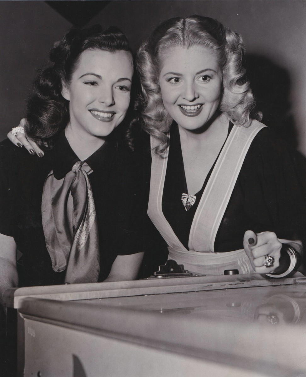 Cathy Downs Actress 1960s CATHY DOWNS A Model And Actress Who Began