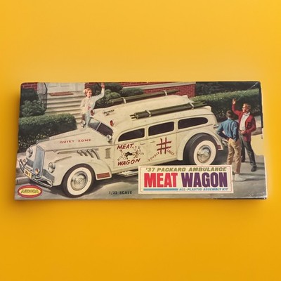 1965 Aurora 1/32 Scale '37 Packard Ambulance Meat Wagon Model Kit (662 ...