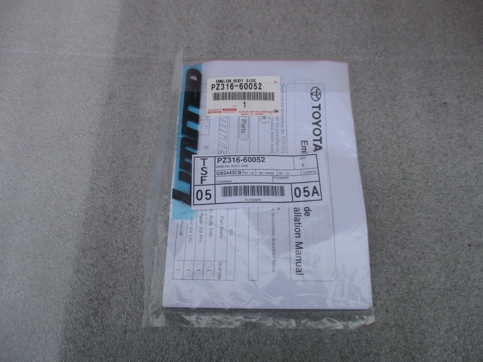 Toyota 4Runner Black LIMITED Pillar/Roof Side Emblem PZ316-60052 OEM | eBay