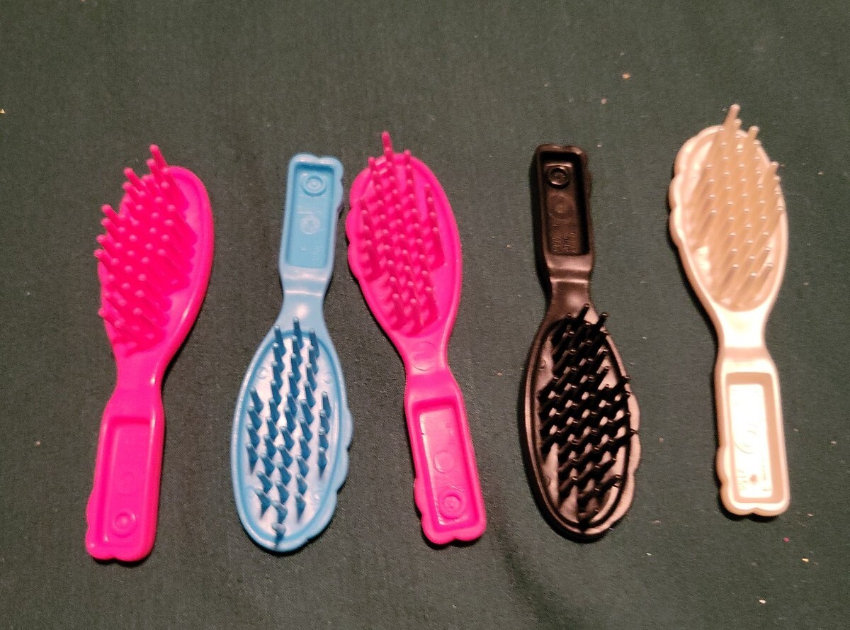 Barbie Shell Brushes lot Of 5 1990s White Black Pink Blue | eBay