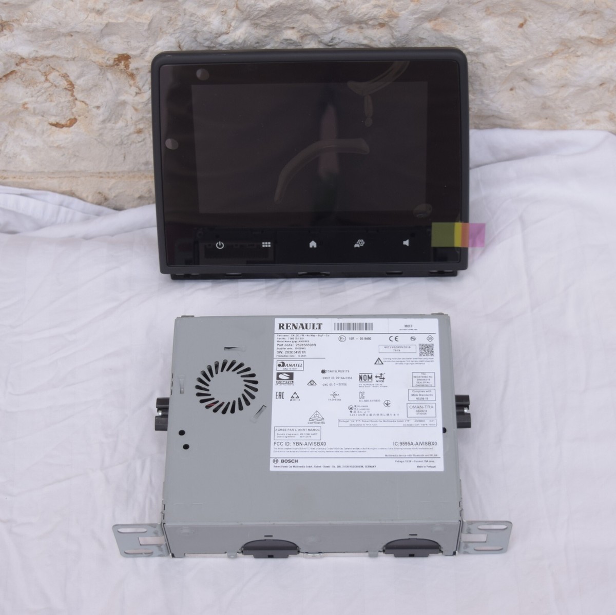 Easy Connect Renault Integrated Reverse Camera Solution For Renault