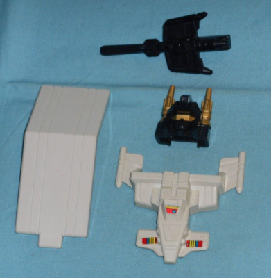 original G1 Transformers SUPERION WEAPONS LOT #9 chest shield gun head ...