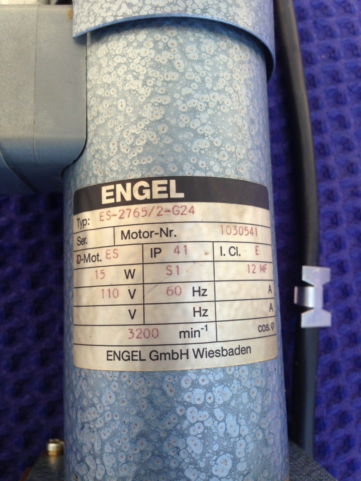 Engel Gear Motor ES-2765/2-G24 Motor Nr. 1030541 Voltage is 110 V 20 to ...