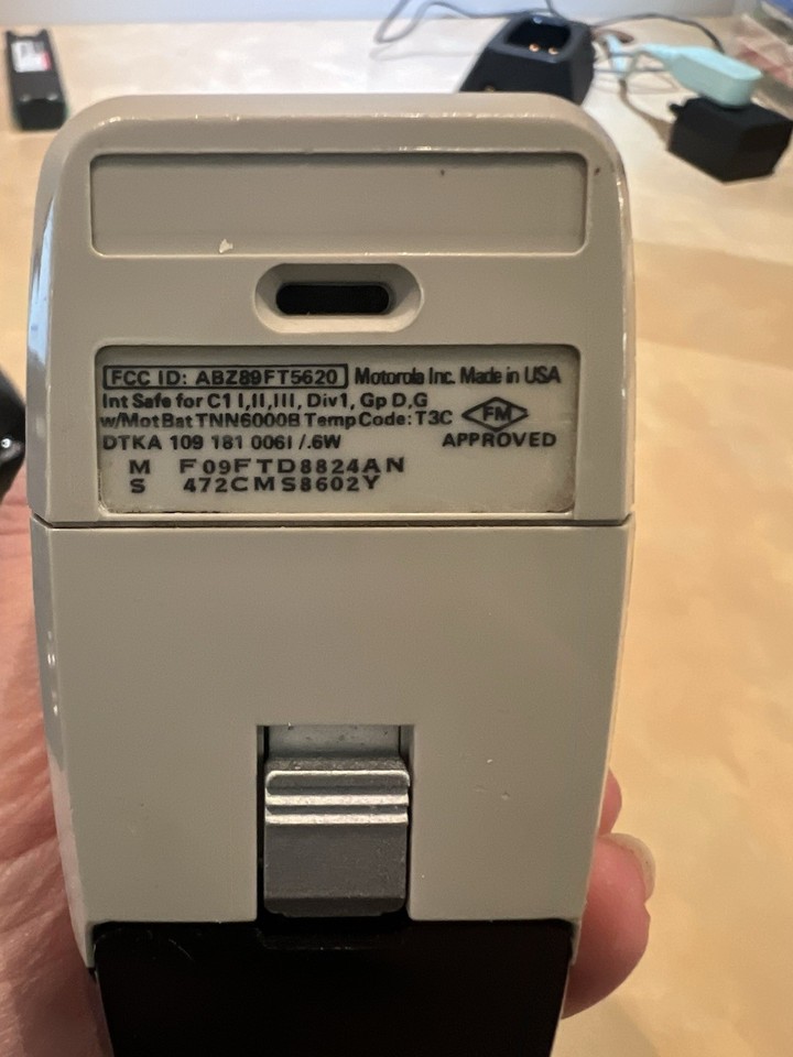 Vintage Motorola DynaTAC 8500 XL Brick Cell Phone Mobile Phone 1986 ...