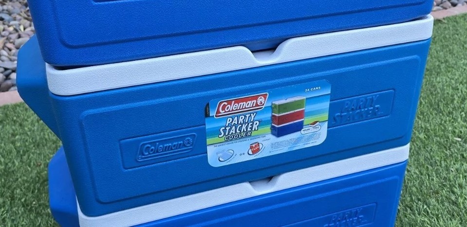 Coleman Party Stacker Cooler Blue Model 6225 Stackable Ice Chest Box 24 ...