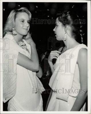 1988 Press Photo Blair Beuttas and Melinda Jackson at the Surf Club in ...