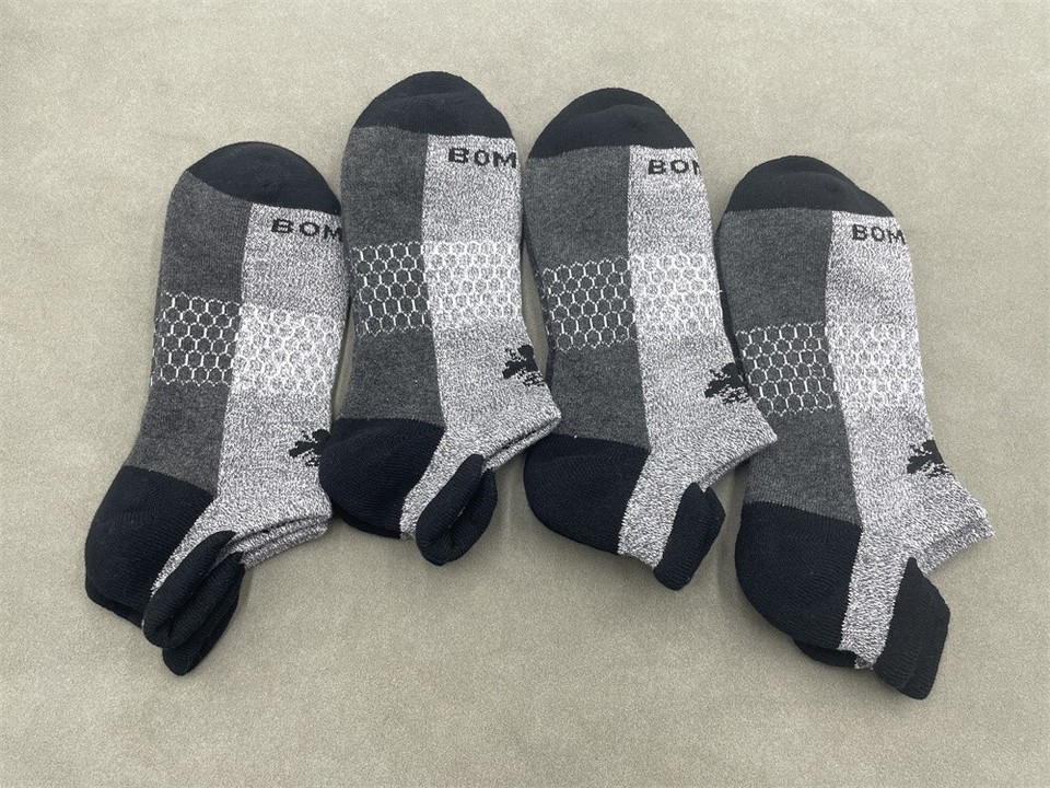 4 Pairs's Bombas Honeycomb Black & Grey Ankle Socks Women Size Medium ...