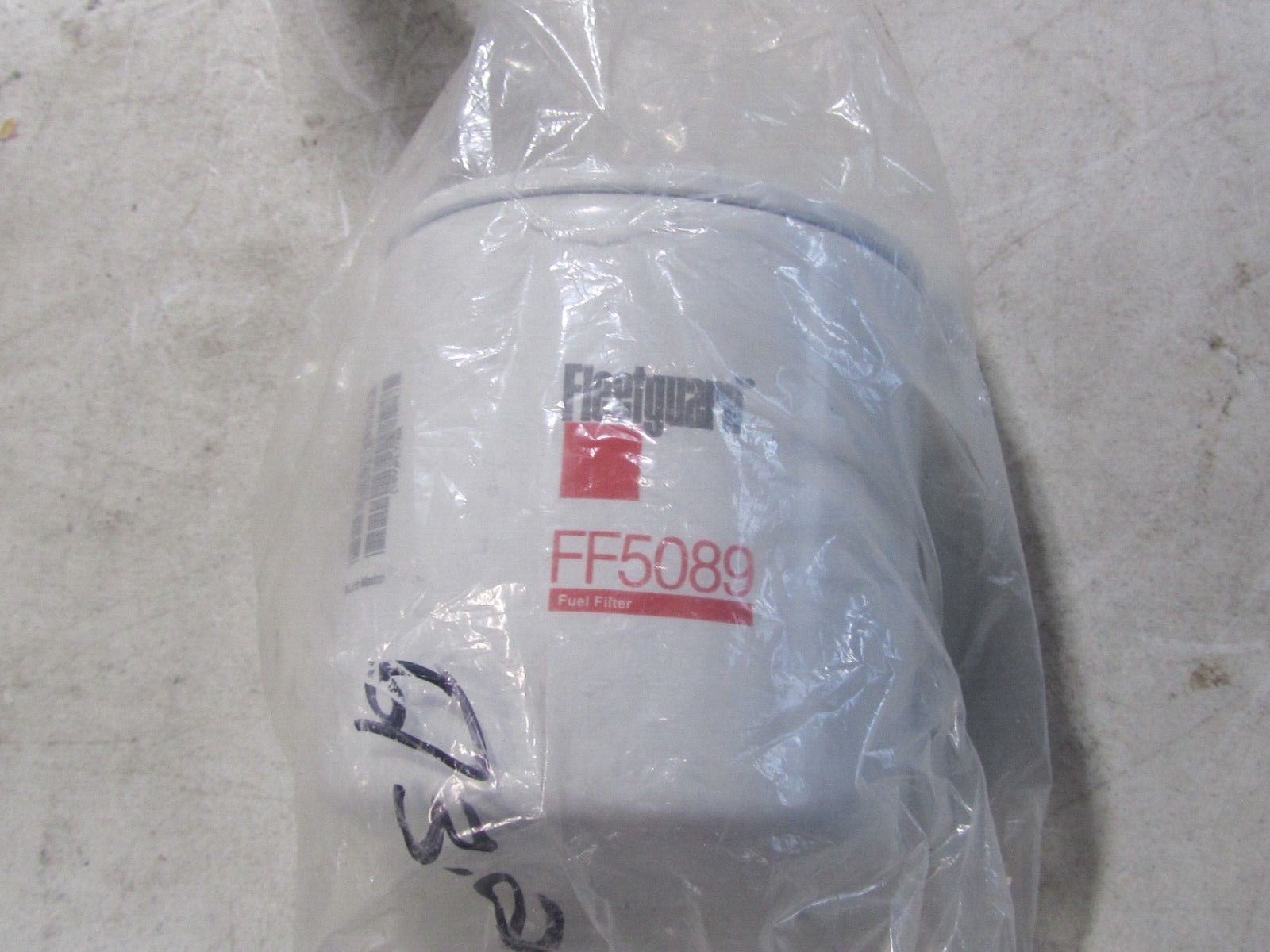 FLEETGUARD FF5089 - Fuel filter cross reference