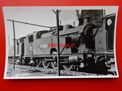 PHOTO LNER EX GCR CLASS Q4 Q1 0-8-0 5961 AT CAMBRIDGE 7/4/46 BR 69926 ...