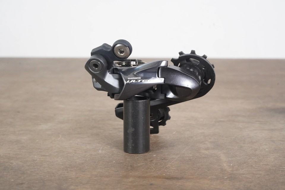 Shimano Ultegra R8070 Di2 11 Speed Electronic Hydraulic Disc Brake ...