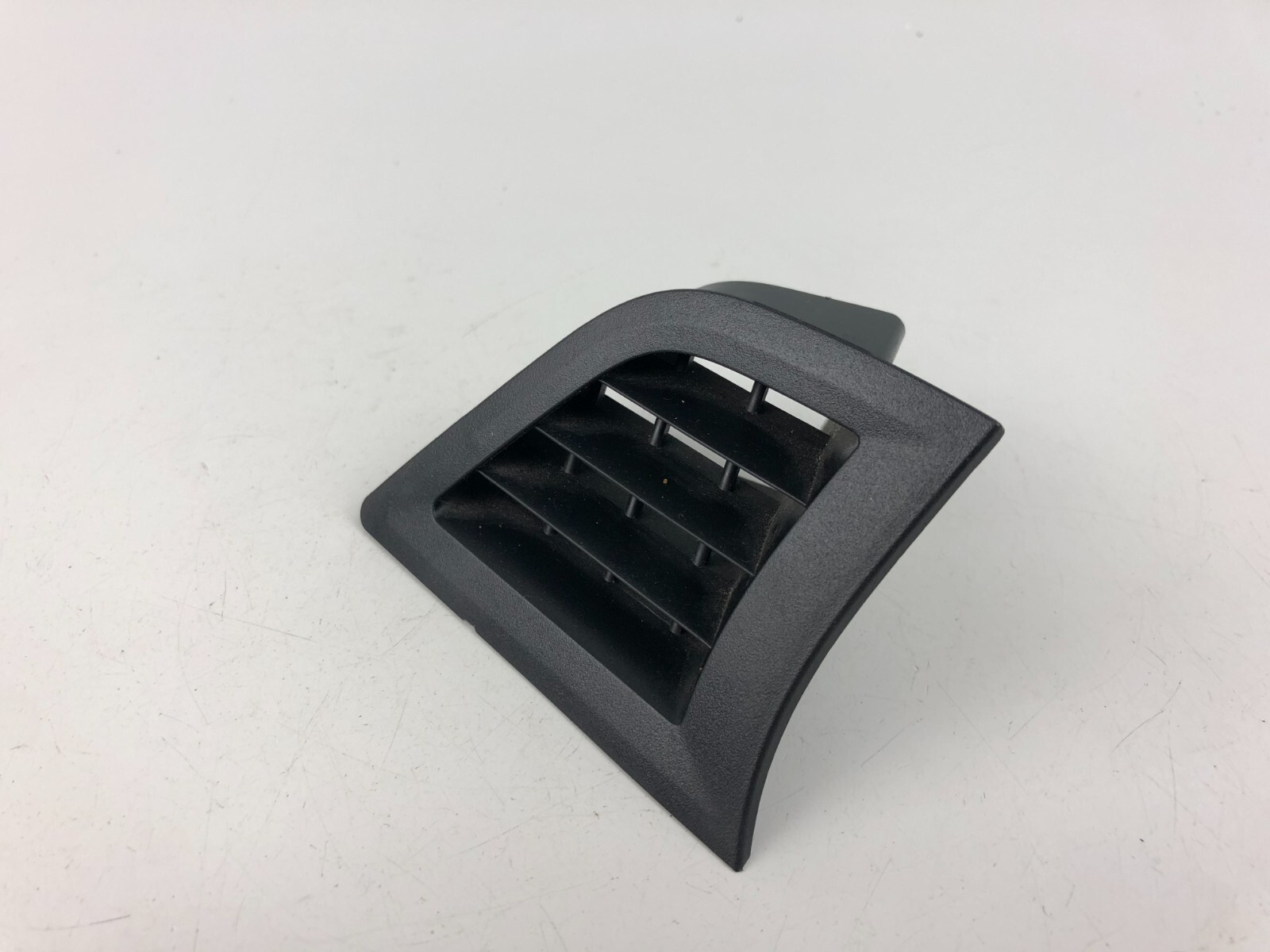 2010 - 2014 Subaru Outback Legacy Front Right Side Defrost Air Vent ...