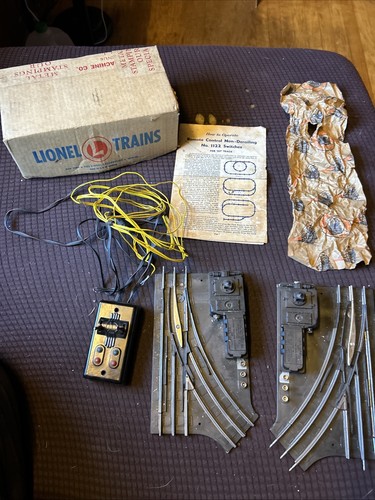 Lionel One Pair No.1122 Non-Derailing Remote Control "027" Switches O ...