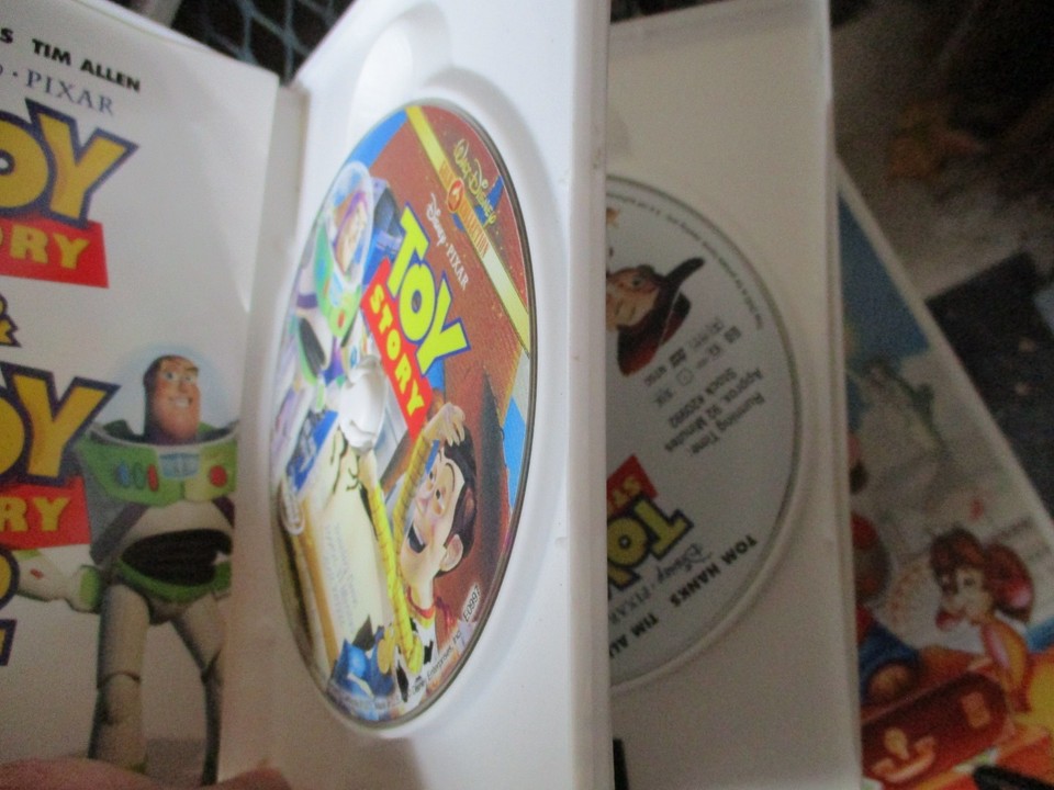 Lot of 24 Animated Family Kids Movies Films DVDs Aladdin Blu Ray Disney ...