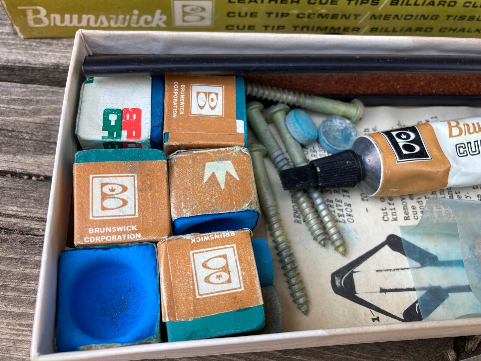 VTG BRUNSWICK POOL STICK CUE TIP REPAIR KIT w OLD CHALK BOX | eBay