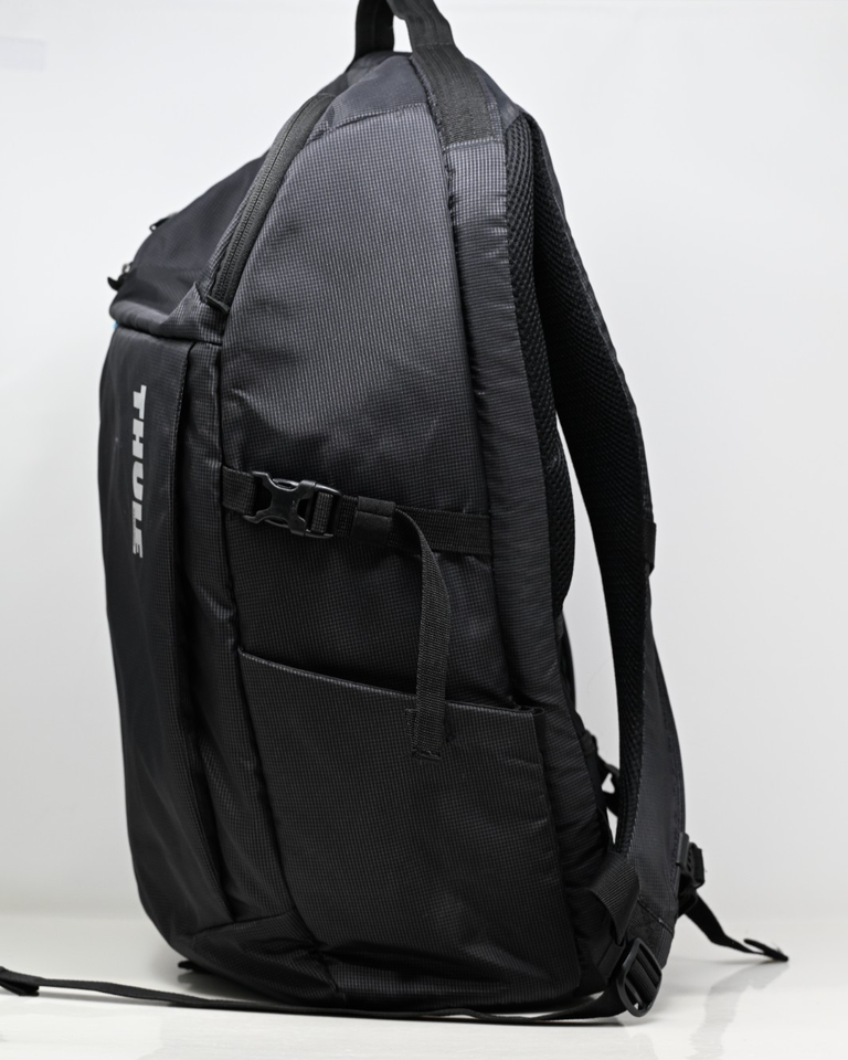THULE Aspect Camera DSLR Travel BAG Protection Backpack - Black 30L | eBay