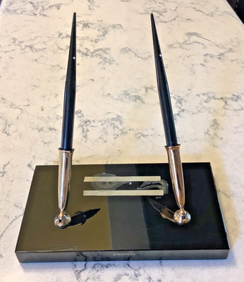 Sheaffer Two Fountain Pen Desk Set, Black Marble, White Dot, 14k Nibs ...
