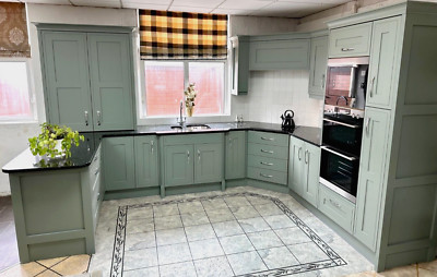 NEW Burbidge CHARTWELL Reed Green Painted Ash Shaker IN-FRAME EFFECT ...