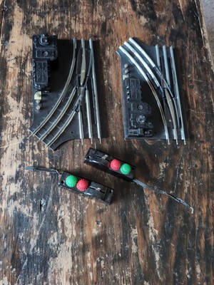 Lionel 1122 Remote Controlled O27 Gauge Switch + EXTRAS!! | eBay