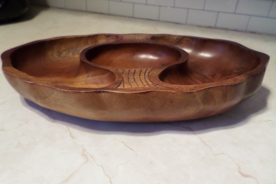 Vintage Hand Carved Wooden Monkey Pod Acacia Wood Serving Dish Mid ...