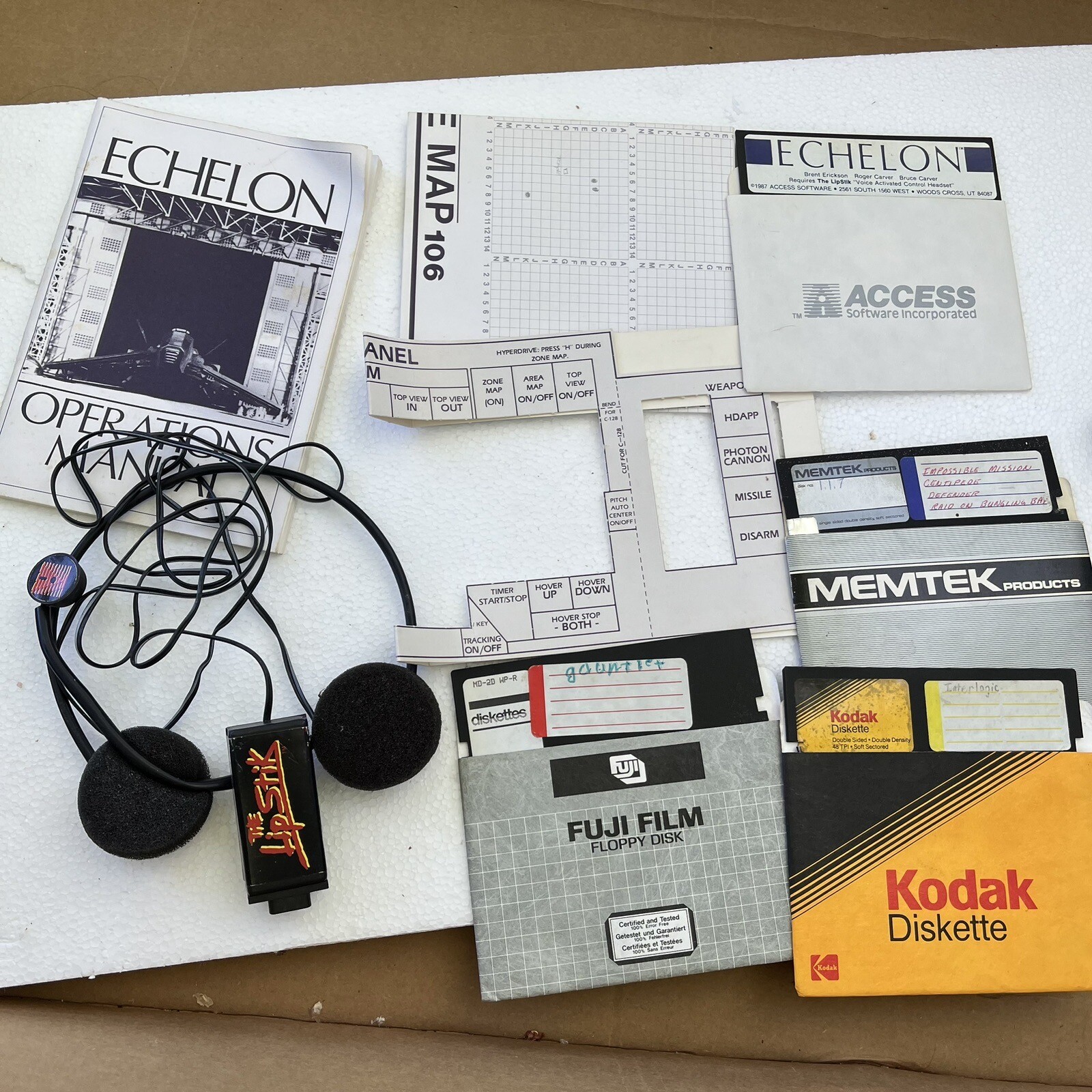 Echelon Game Bundle Gauntlet 3-D Space Flight Simulator Commodore 64 ...