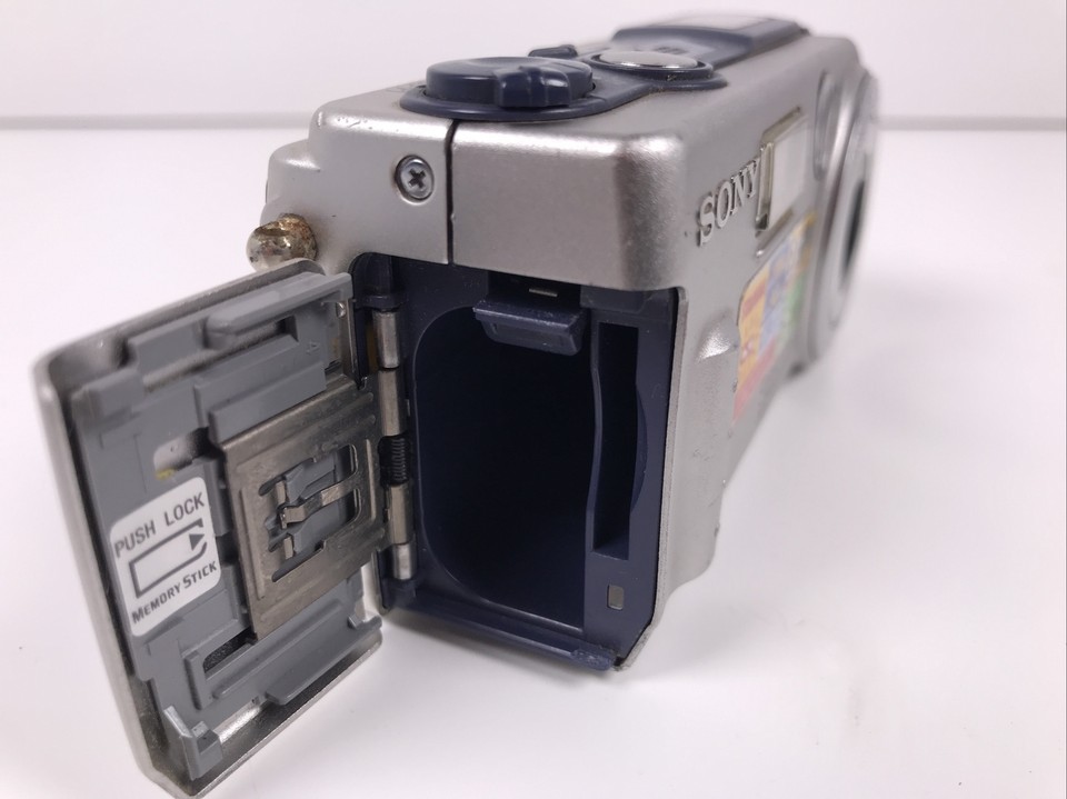 Sony Cyber-shot DSC-P52 3.2MP Digital Camera (Tested Working) | eBay