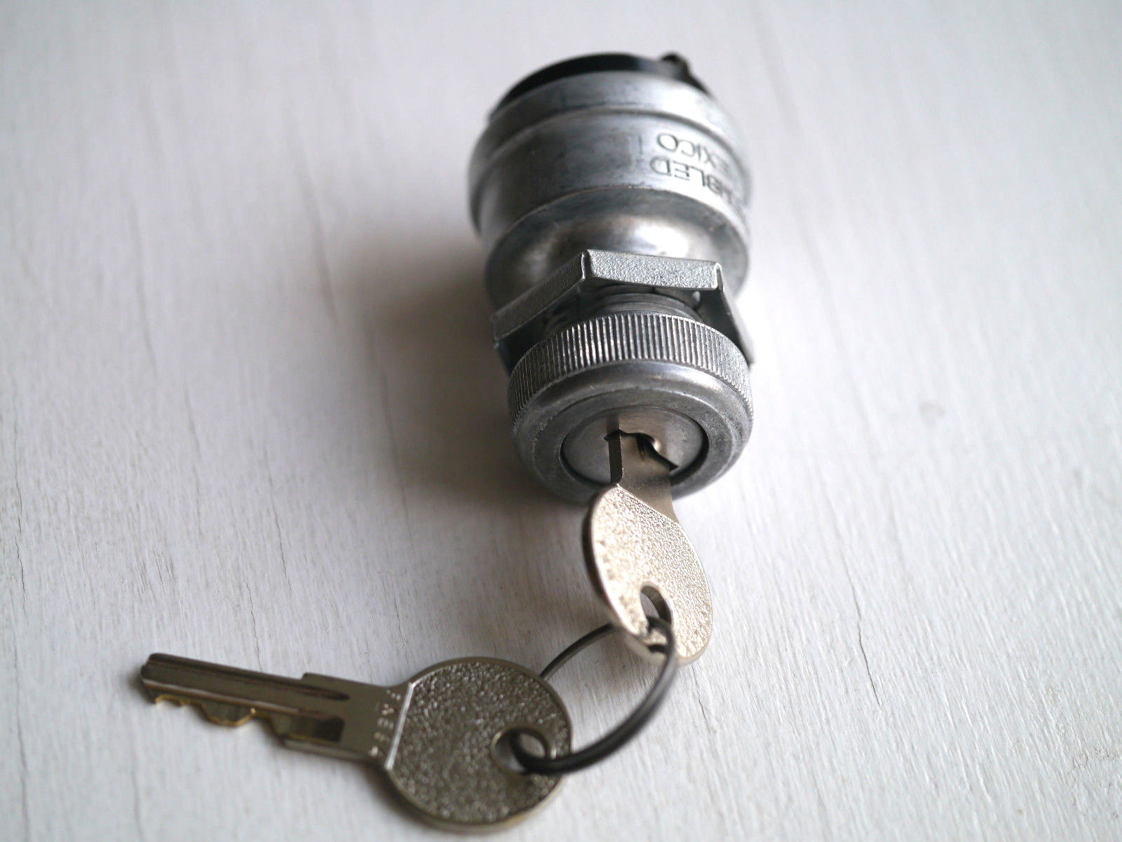 New Ignition Switch 2-position Off-On POLLAK 31-603 w/2 keys FREE ...