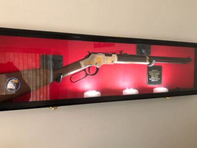 Gun Display Case Cabinet Rifle Wood Musket Shotgun Box Wall Rack Holder ...
