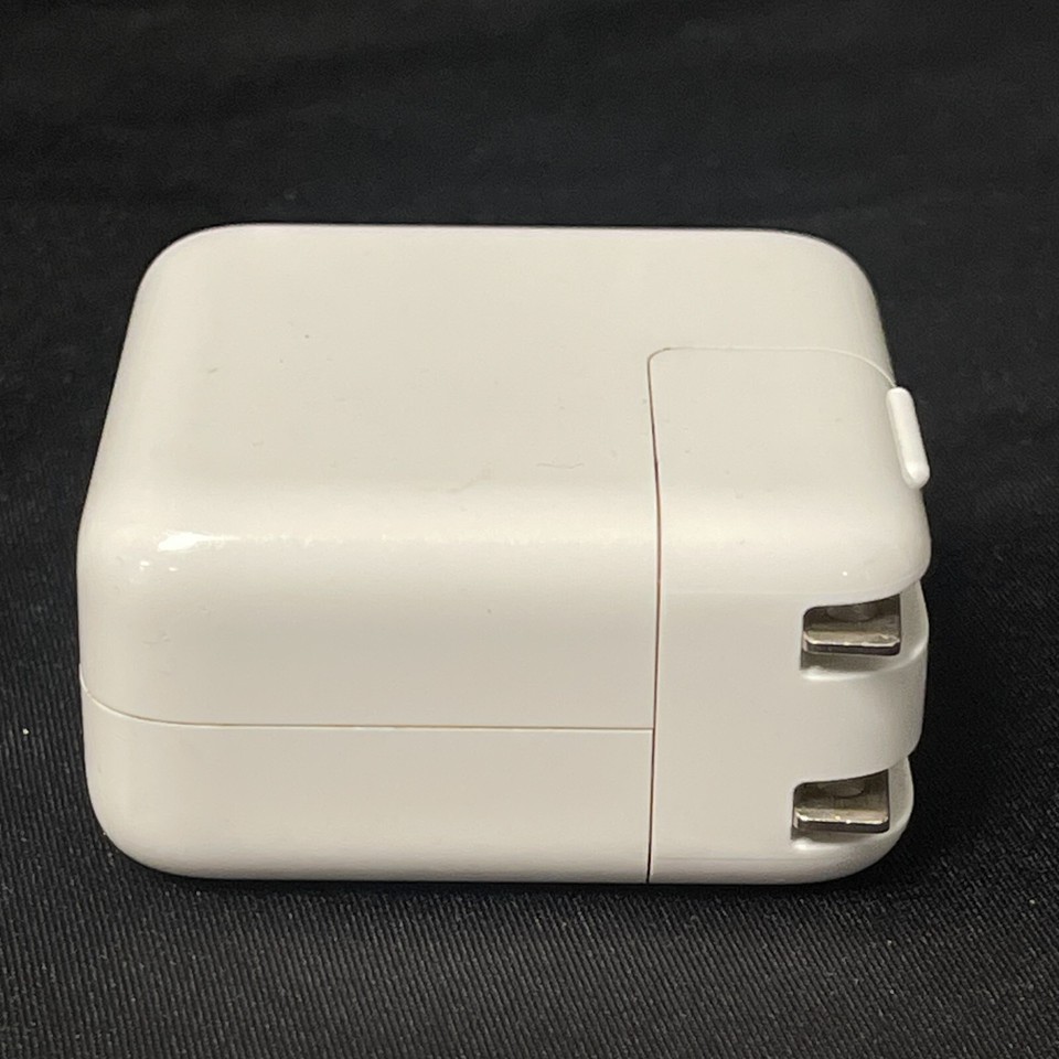 OEM Apple 30W USB-C Fast Charger Adapter A2164 (661-16205) - Genuine ...