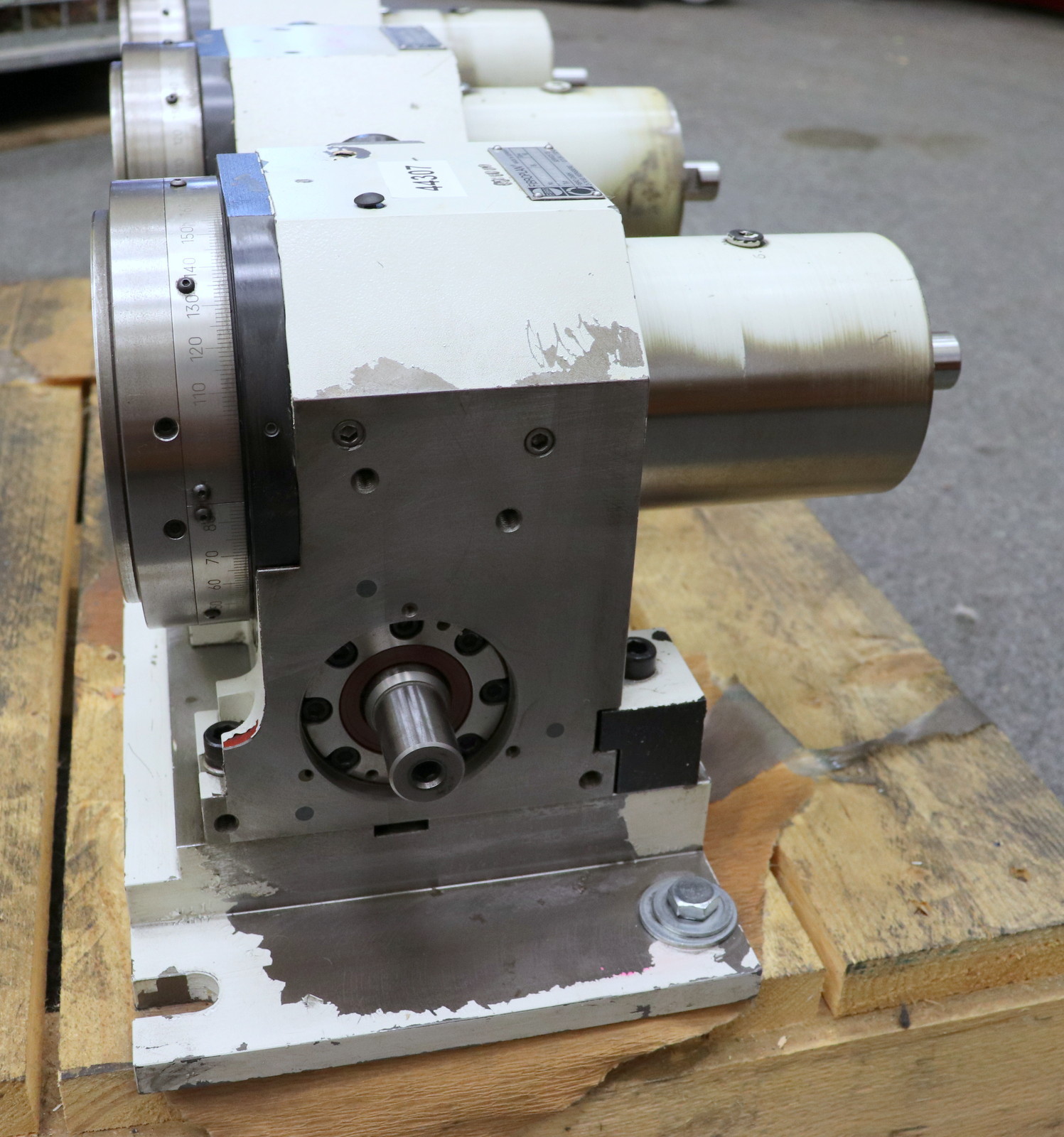 FIBRO NC-Rundtisch 3-fach NC 2.01.0160.0.1.04.02 mit 3x NC 2.01.0160.0 ...