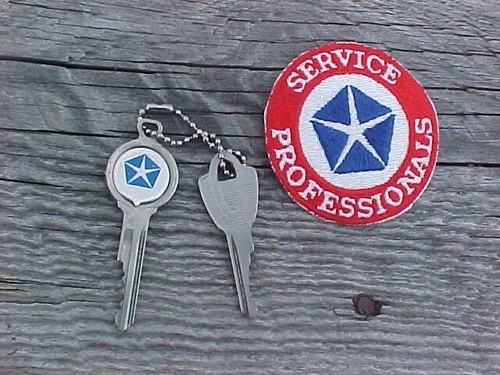 Chrysler Service Patch +2 Cut Keys w Logos 3 MoPaR Collectibles Lot VGC ...