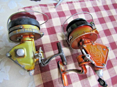 ~2~Mepps Super Meca Fishing Reel with Folding Foot & Handle~1~FOR PARTS ...