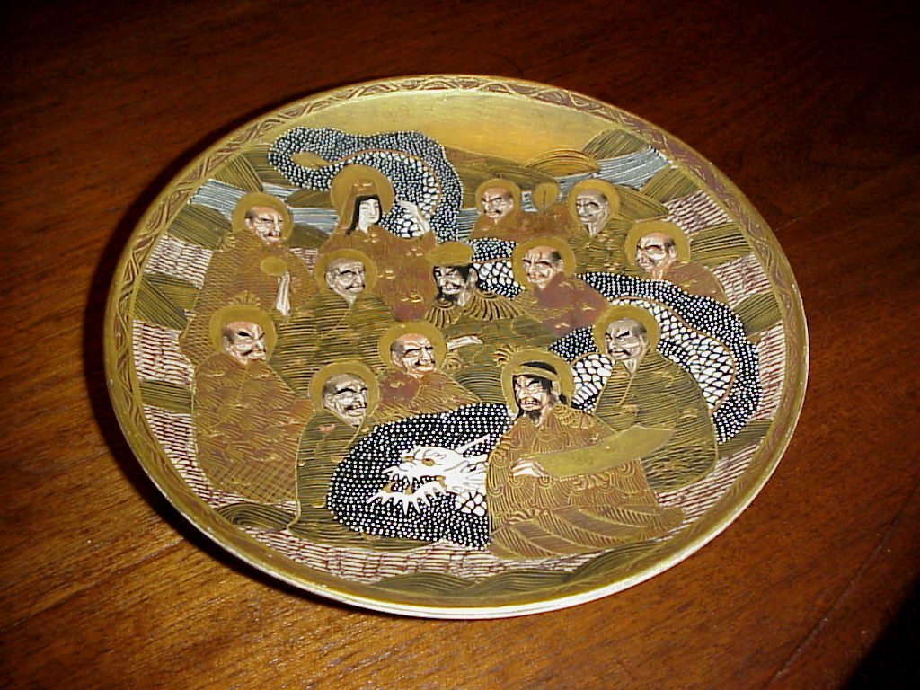 EARLY SATSUMA PLATE GOLD PORTRAITS GODS DRAGON ARTIST SIGNED | eBay