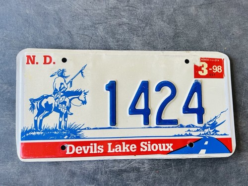 NORTH DAKOTA DEVILS LAKE SIOUX TRIBAL LICENSE PLATE —-CHECK IT OUT ...