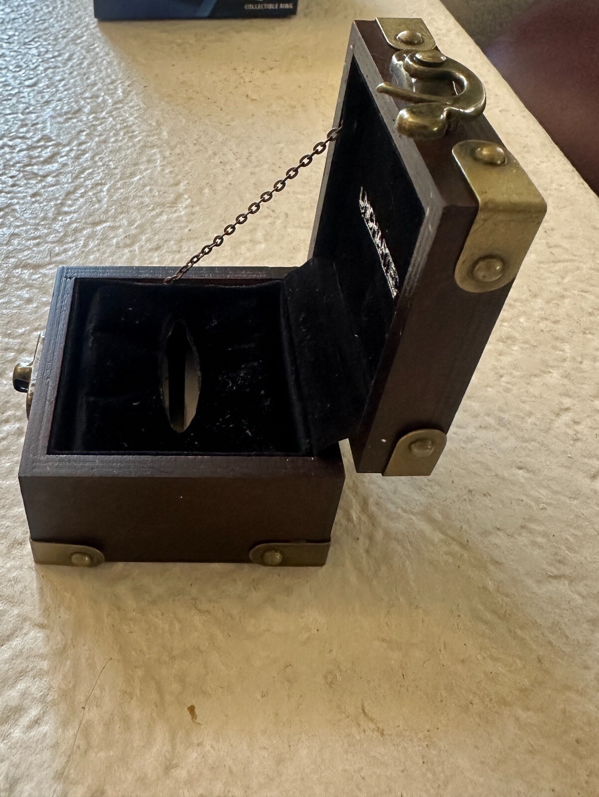 RARE Uncharted Limited Edition Nathan Drakes Ring Necklace w/ Original ...