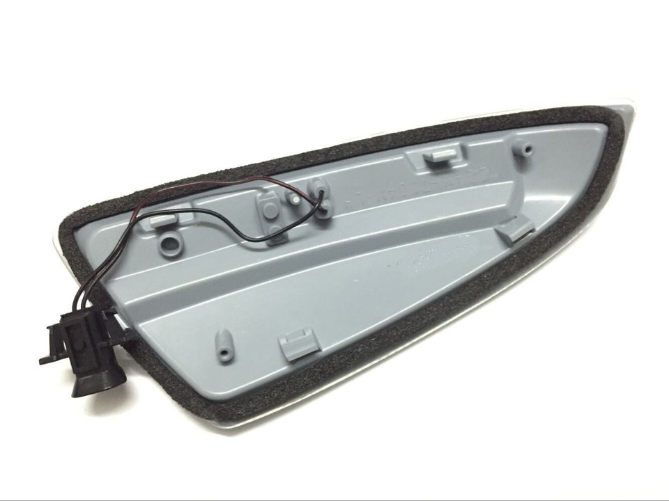 2048200821 Right Door Mirror Turn Signal Light For Benz W204 C250 C300 ...