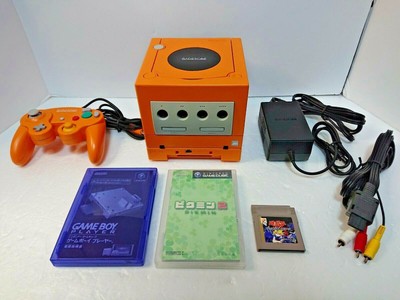 Spice orange gamecube with gameboy player - pilotle