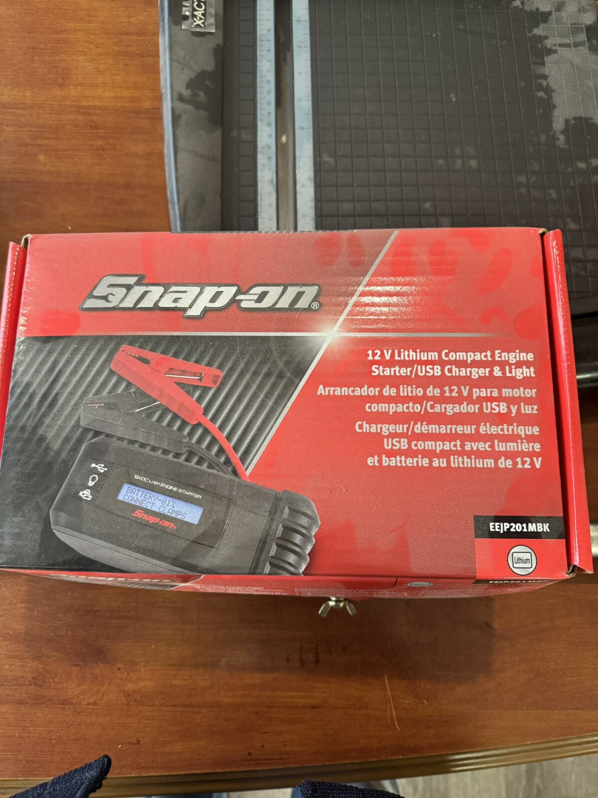 Snap On Tools 12V Lithium Compact Engine Starter Charger EEJP201MBK | eBay