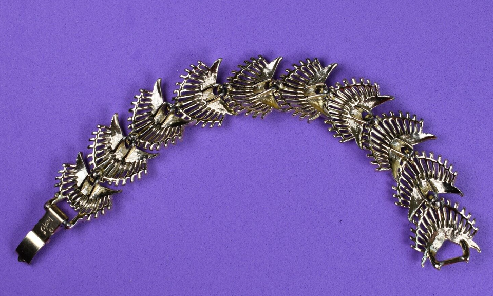 Vintage 1940's "Coro" Gold Tone Pegasus Link Panel Bracelet, Signed 7. ...
