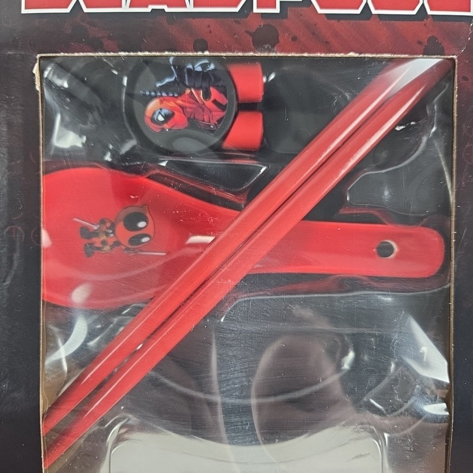 Marvel DeadPool Ramen Bowl, Spoon and Chopsticks - Black, Red & White ...