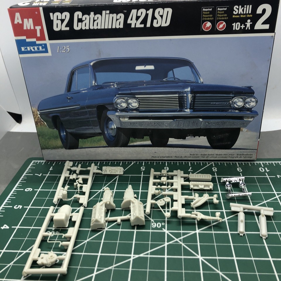 62 Pontiac Catalina 421SD ENGINE W 2X4 Intake AMT 1/25 Search LBR Model ...