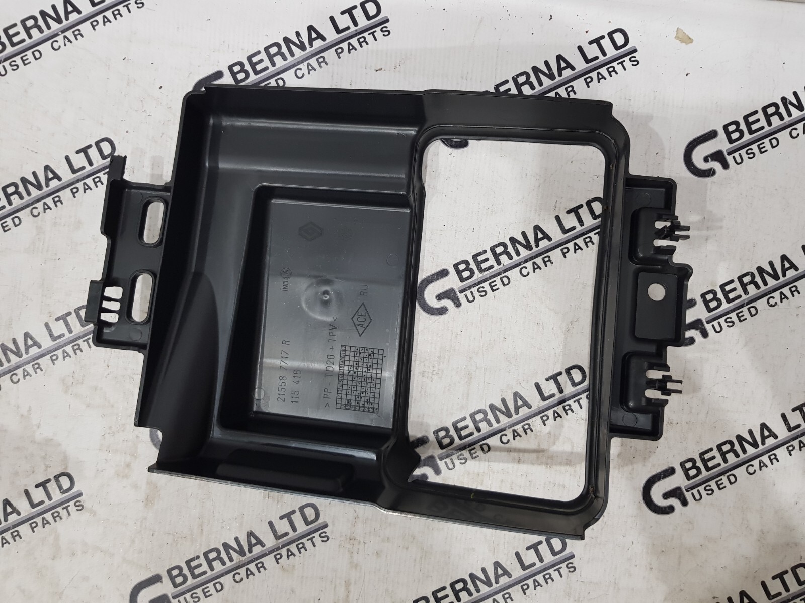 GENUINE RENAULT CLIO MK5 2019-2023 AIR DUCT INTERCOOLER 215587717R | eBay