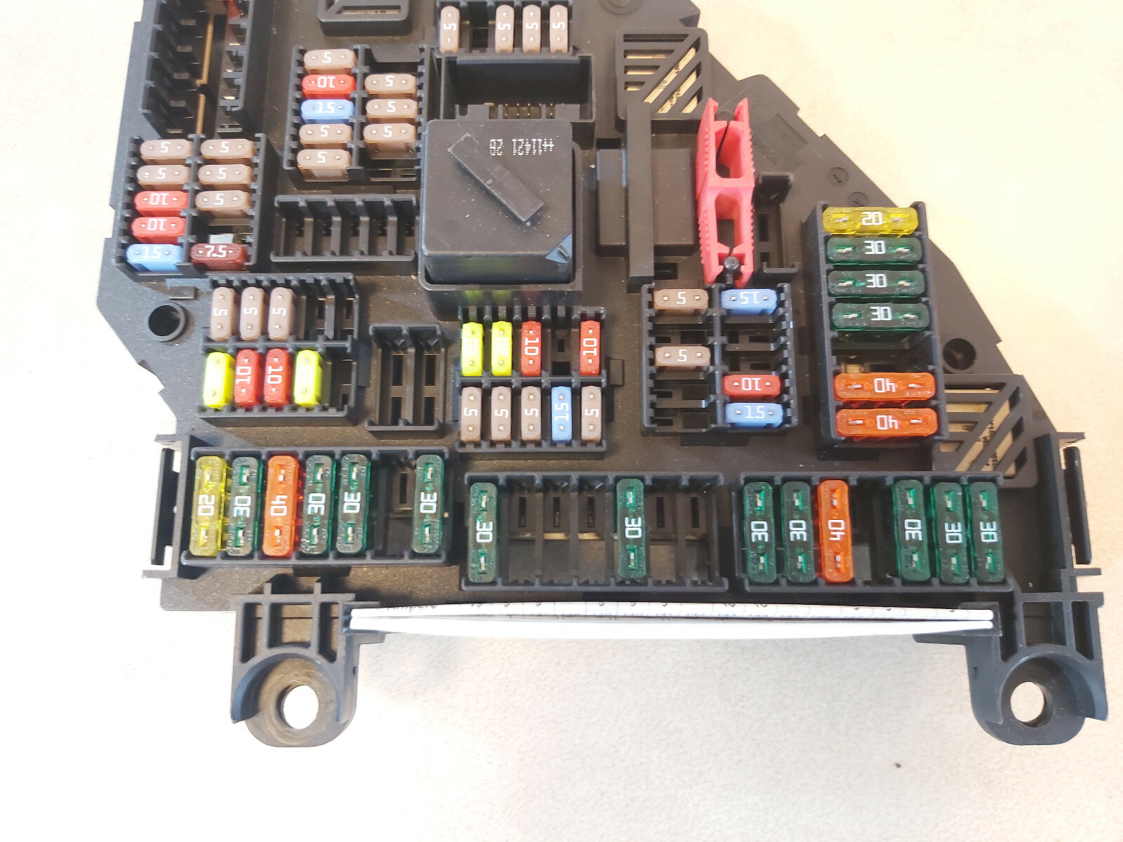 BMW 5 6 7"s F07 F10 F11 F06 F12 F13 F01 F02 F03 F04 REAR POWER BOX ...