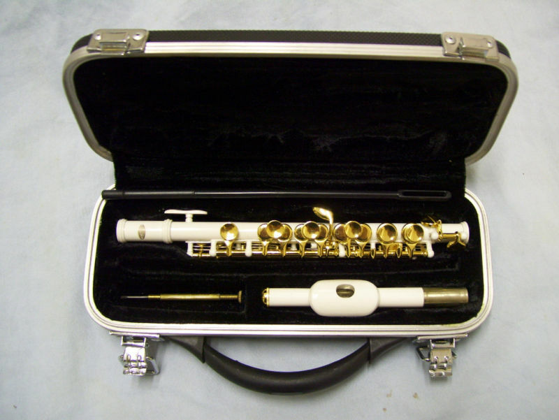 New Piccolo, White with gold color Keys W/ Case | eBay