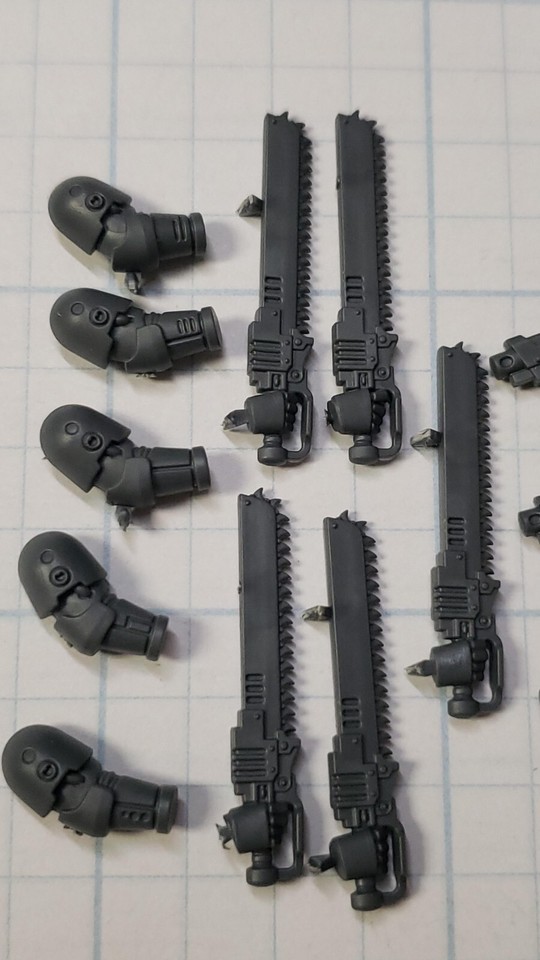 30K Space Marine Bits Mark VI Assault Squad Chainsword & Bolt Pistol x5 ...