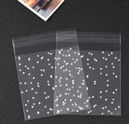 200Pcs PLASTIC CELLOPHANE CANDY BAGS Self Adhesive White Polka Dot ...