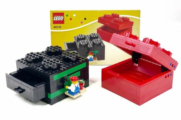 LEGO Miscellaneous: Buildable Brick Box 2x2 (40118) online kaufen | eBay