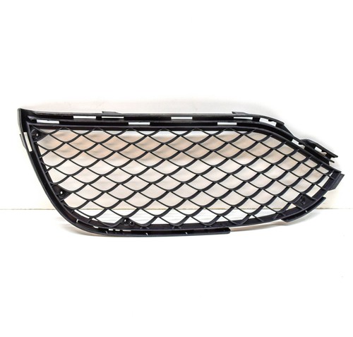 MERCEDES-BENZ C-CLASS W205 Front Bumper Left Grille A2058852723 2016 ...